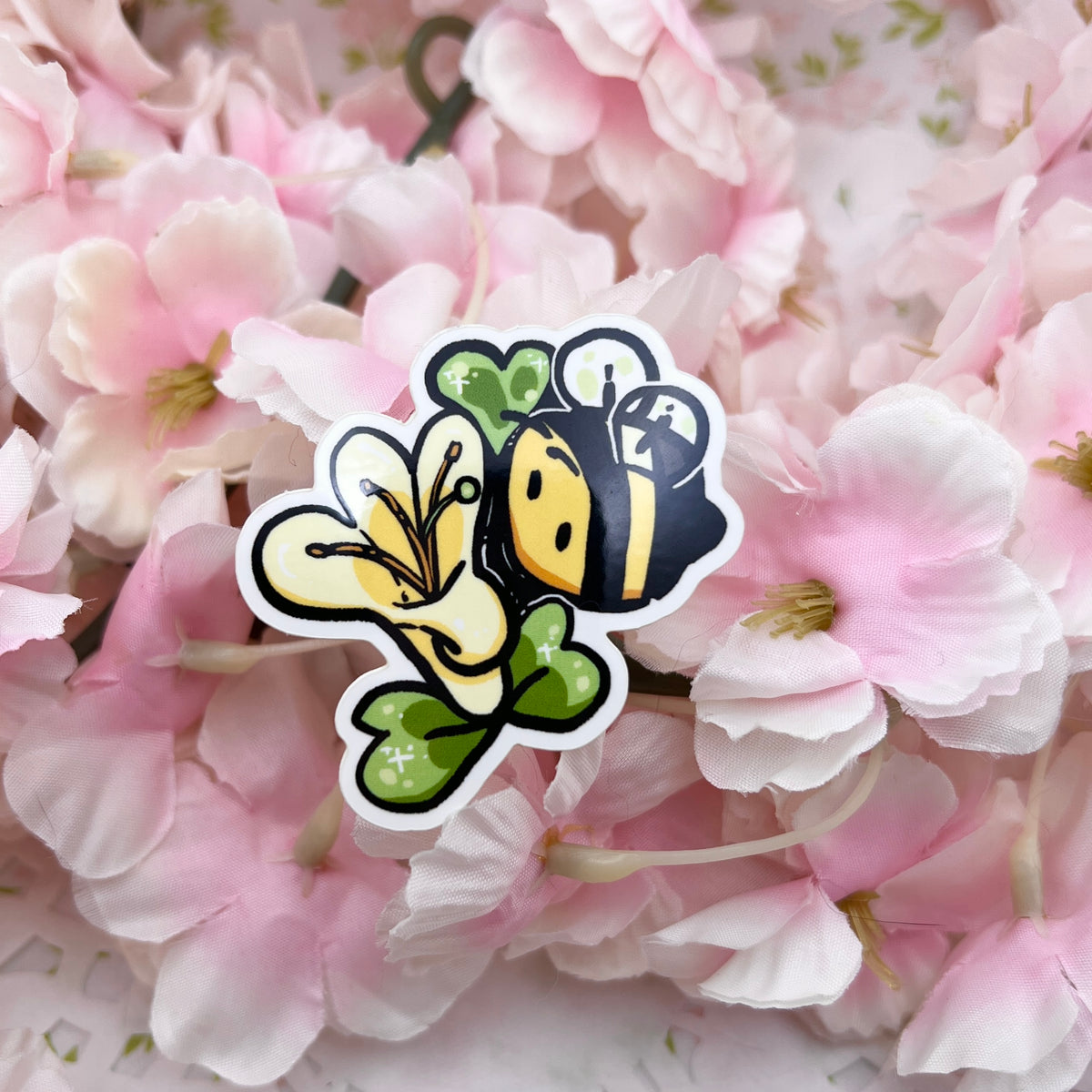 Honeysuckle Bee ~ Sticker – Woolblossom